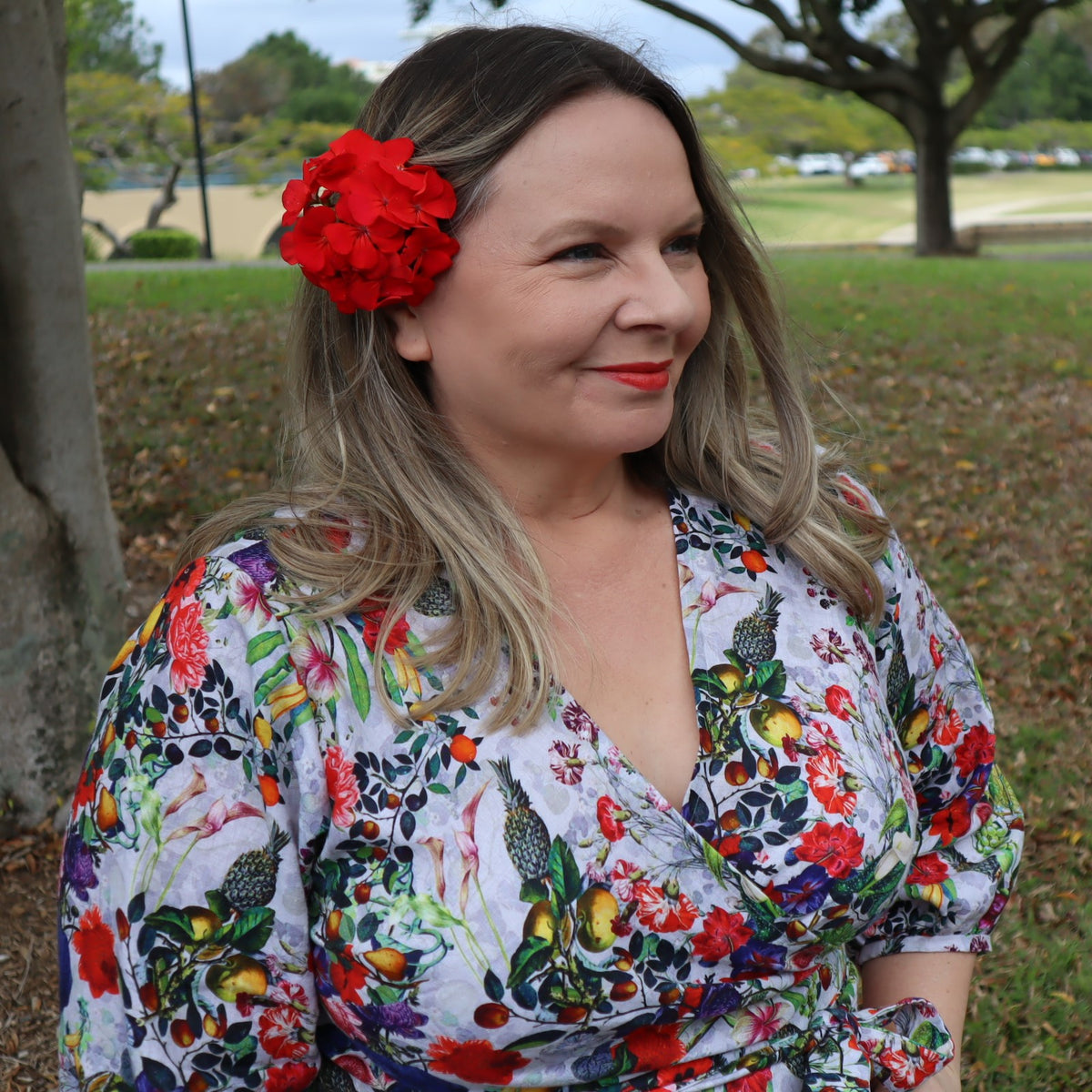 Named Patterns' 'Hali' Wrap Dress in 'Bountiful' Linen – Cloth Edit