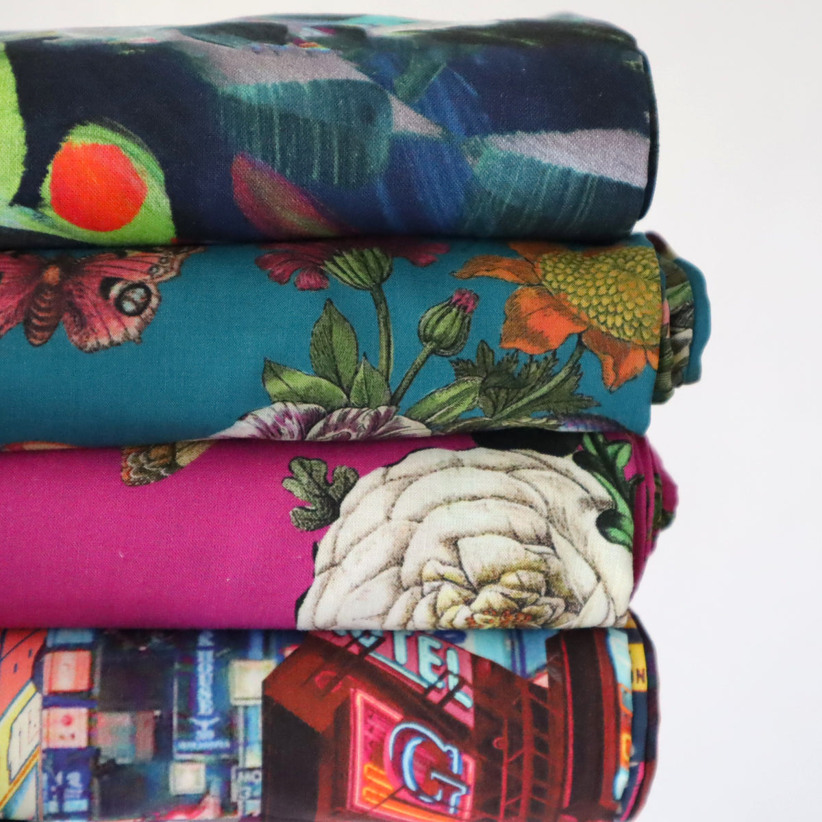 Lady McElroy – Cloth Edit