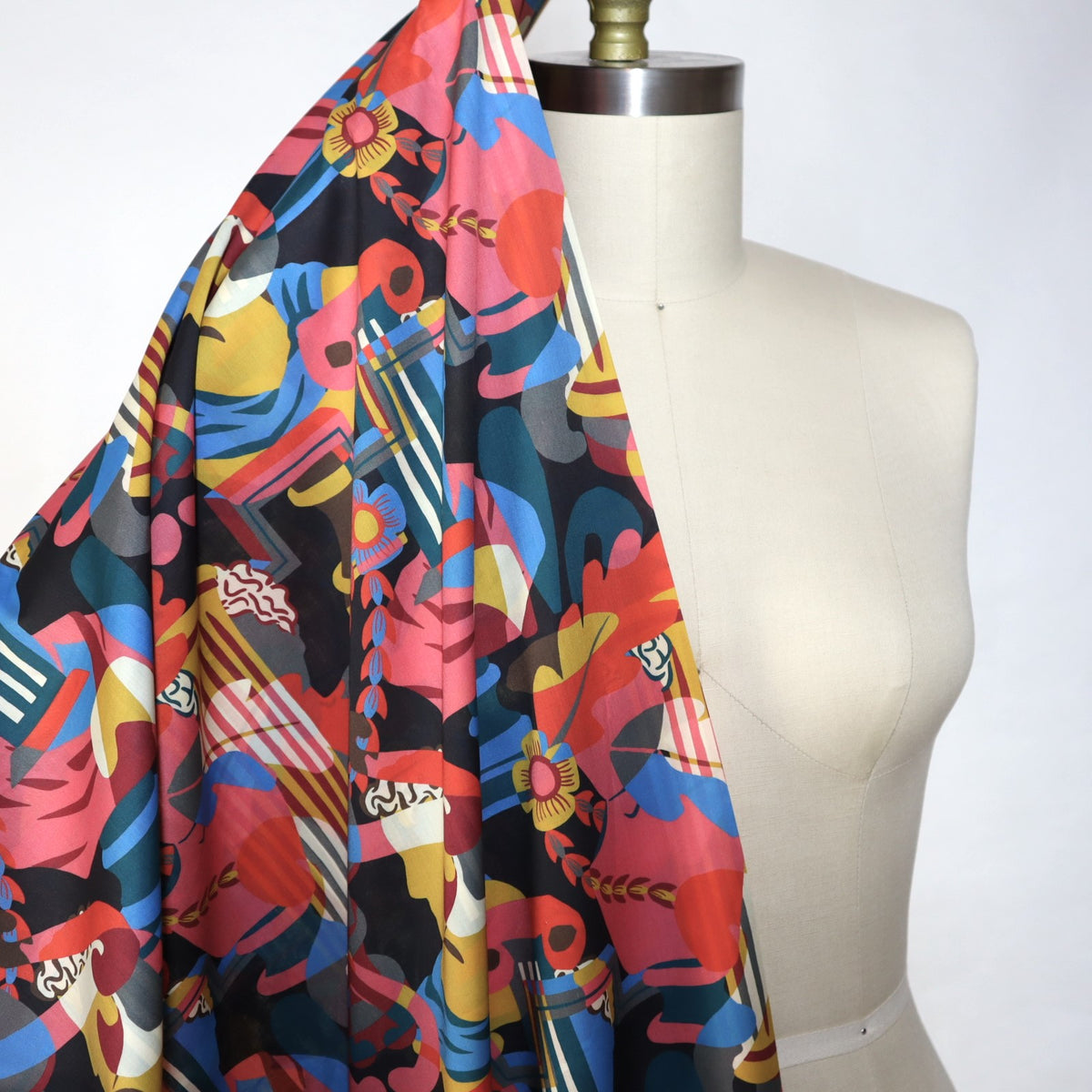 Liberty Fabrics ~ 'Curation' - AW20 *Last Piece 4.25m – Cloth Edit