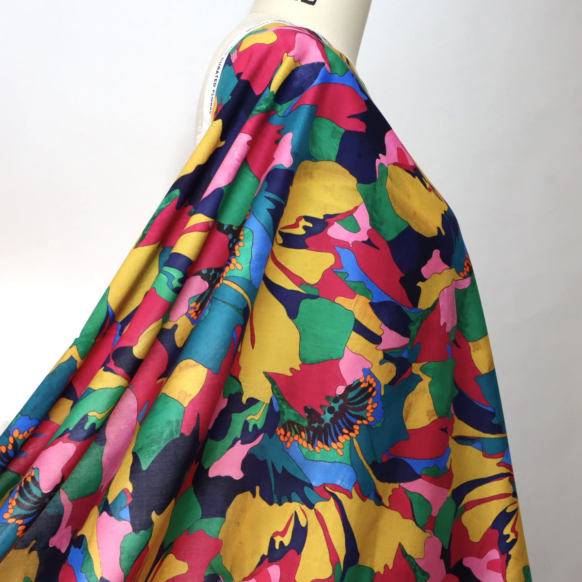 Liberty Fabrics ~ The Curated Floral 'Peony Parade' *Remnant 3.5m Was ...